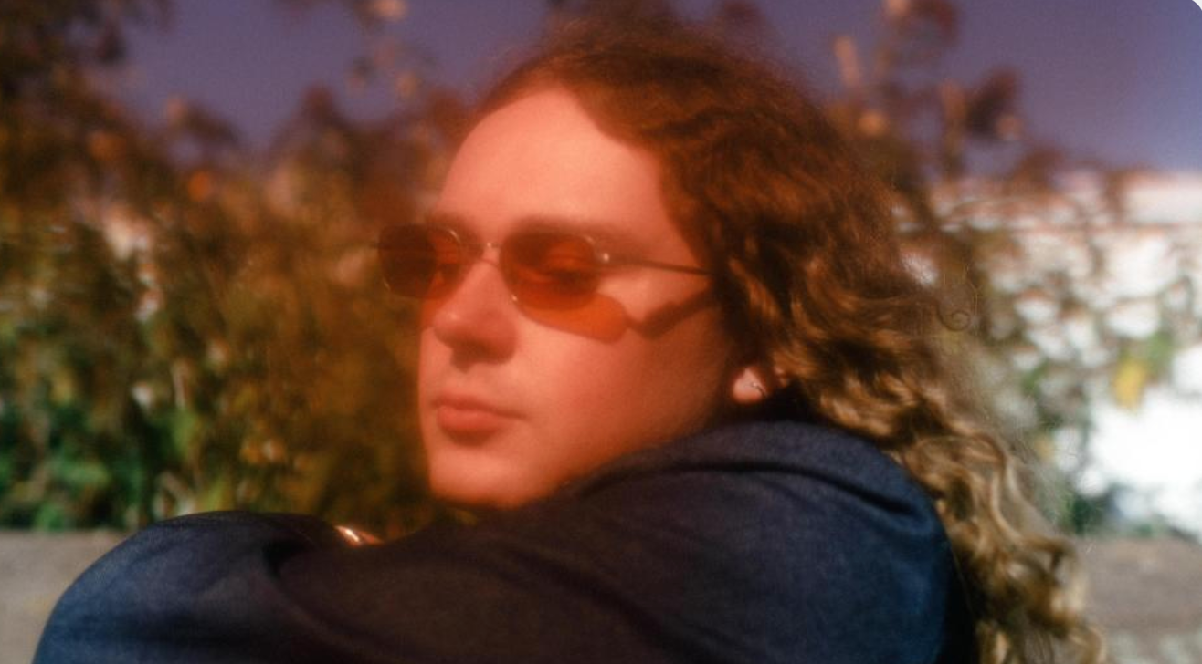 Strawberry Guy San Diego Shows on DoSD