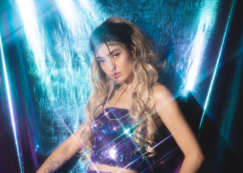 Tatiana Hazel Chicago Shows on Do312