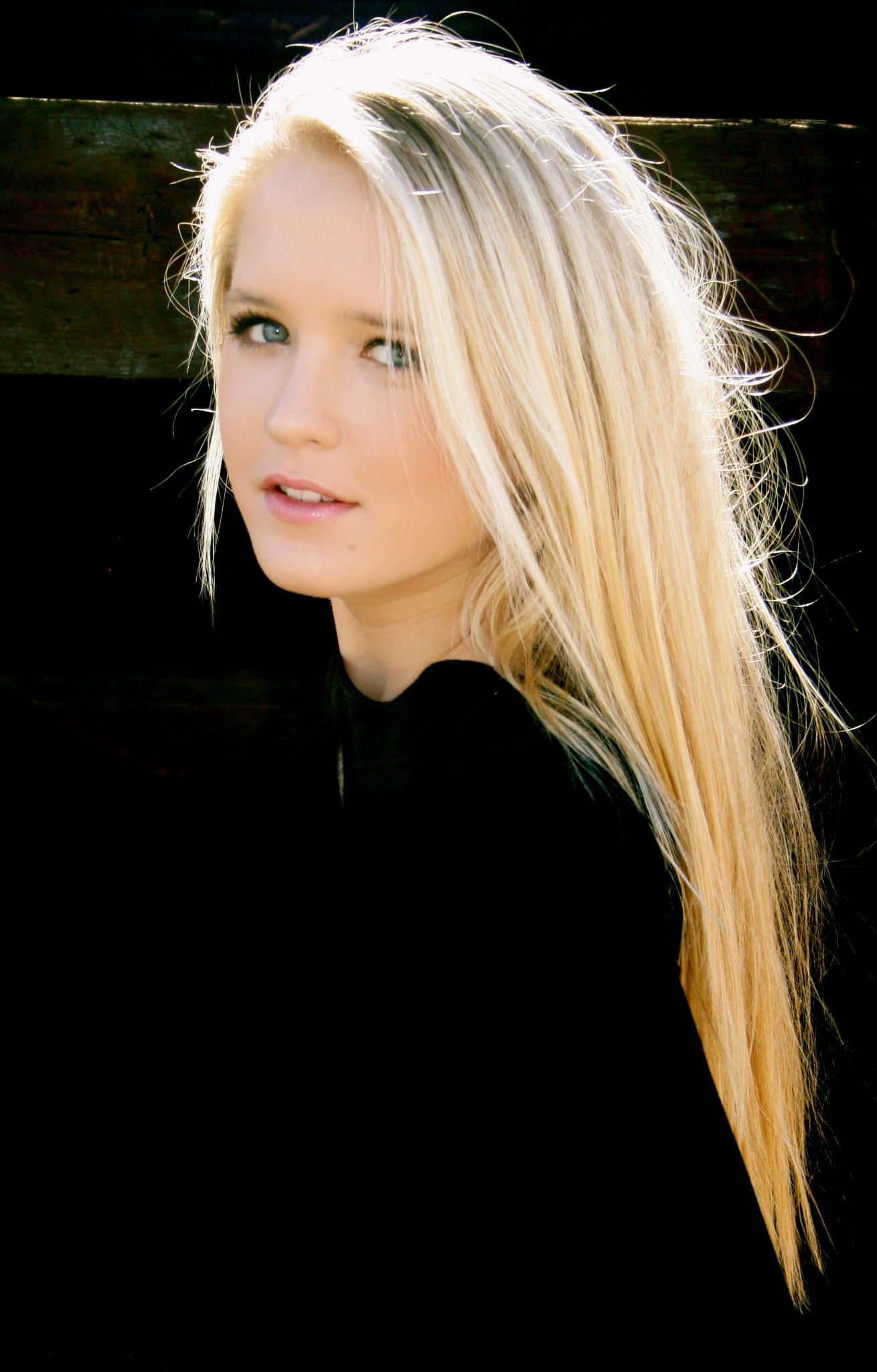 MACY KATE Chicago Shows on Do312