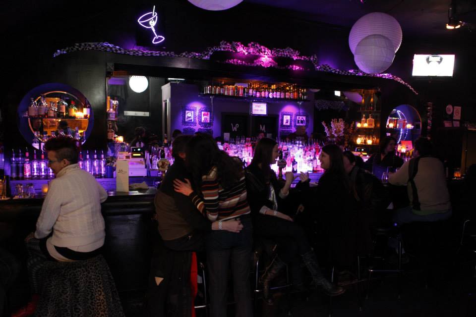 Flattop Favorites in Chicago at Late Bar