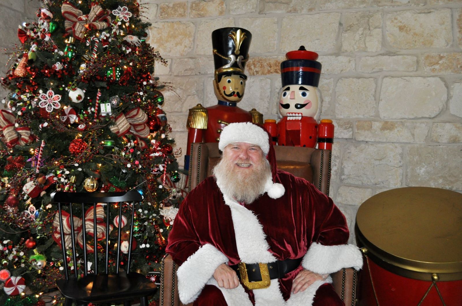 “Breakfast with Santa” at Hyatt Regency Hill Country Resort in