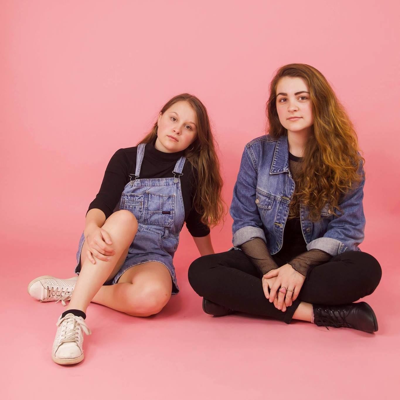 In The Round with Rachel Hambridge, Sarah Hambridge and Friends