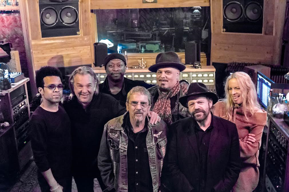 Bobby Whitlock & CoCo Carmel in Austin at The Saxon Pub