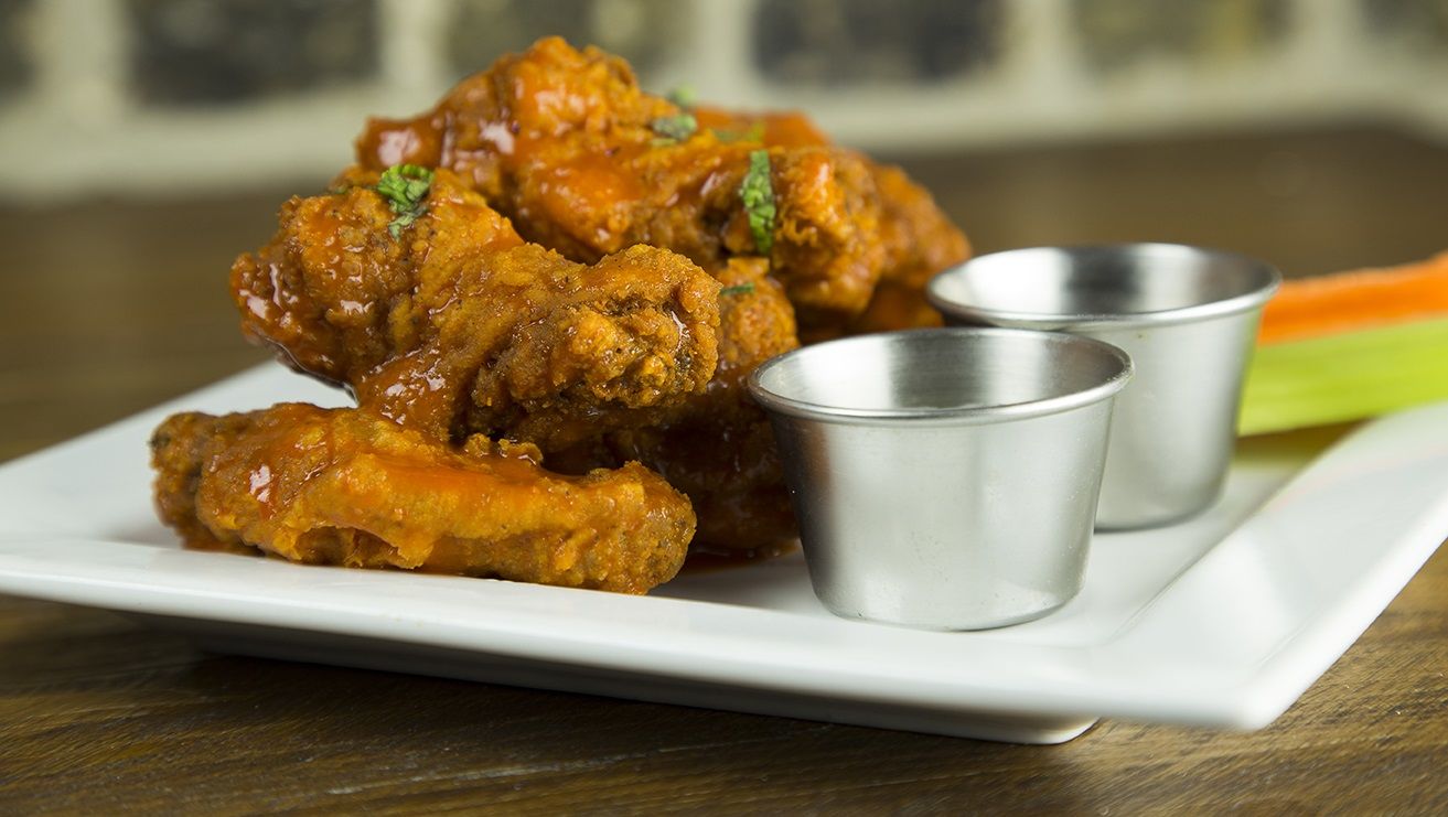 Big Game Watch Party & Bottomless Wing Buffet in Chicago at Dark