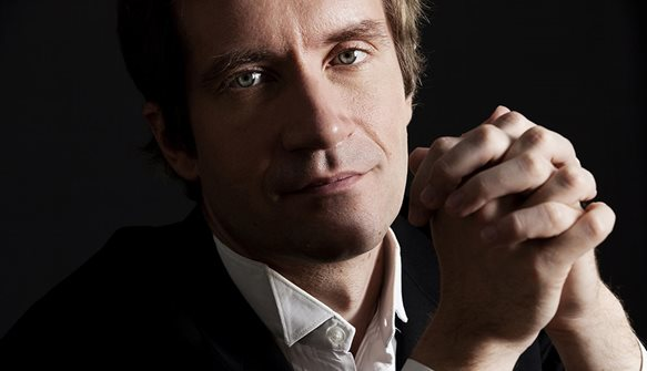 Nikolai Lugansky Plays the Grieg Piano Concerto with the SF