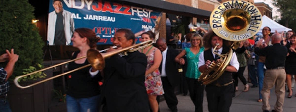 Mardi Gras 19 w/ Pork and Beans Brass Band and GrooveSmash in
