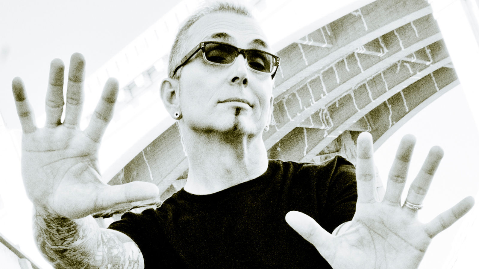 Art Alexakis, Chris Collingwood, Max Collins, John Wozniak in