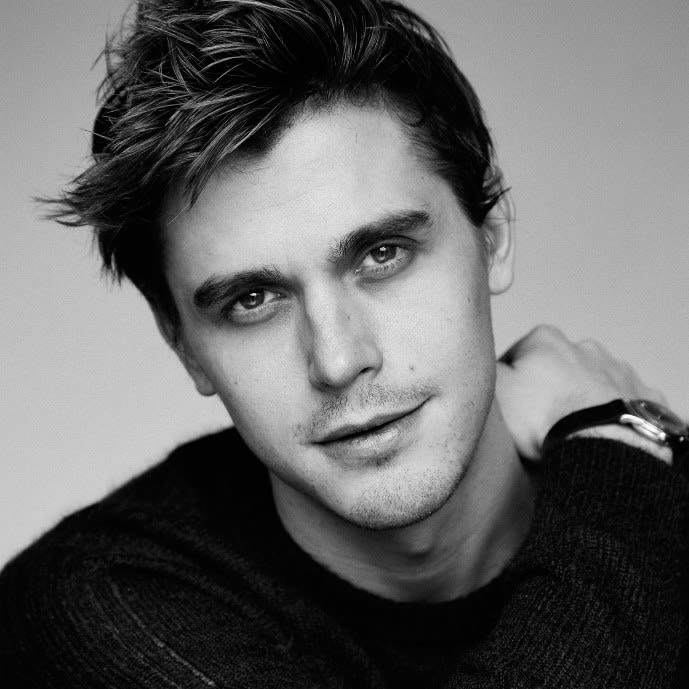 Meet Queer Eye's Antoni Porowski in Leawood at Williams Sonoma