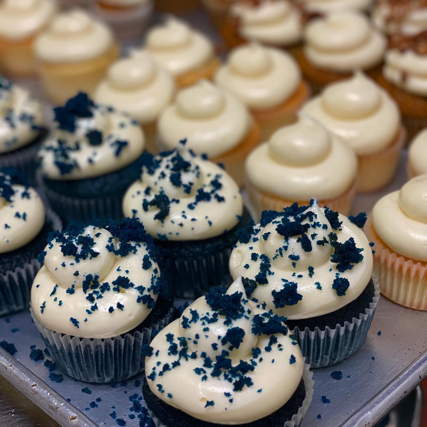 Sweet Red Peach Custom Cake Giveaway in Los Angeles at