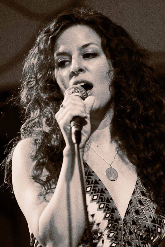 Amy Lynn & the Gunshow, Blackjack Sass in Chicago at CLOSED