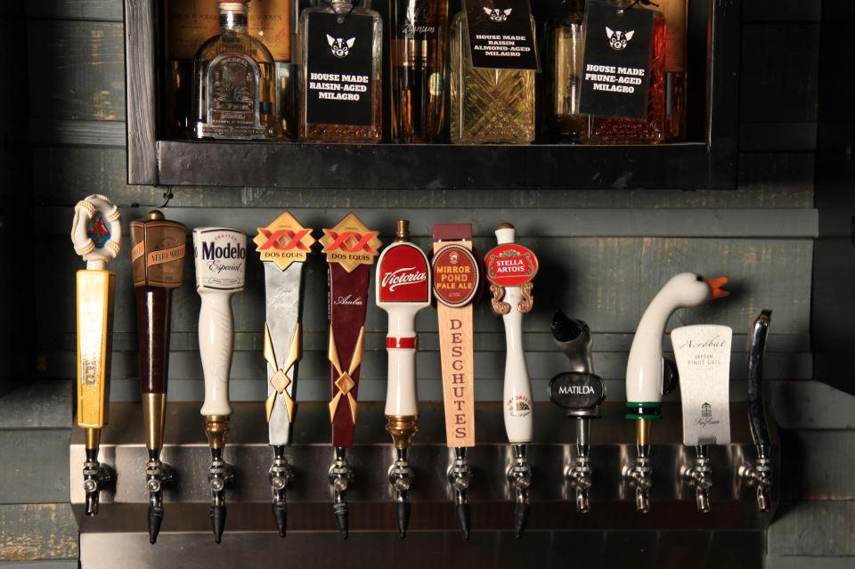 World Famous Tuesdays - Open Jukebox Night! in Chicago at ¡AY