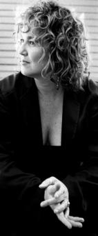 Pay What You Can Tuesdays feat. Lisa Tingle, The Drakes & Connor