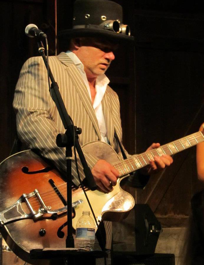 Fred Eaglesmith (Solo Show) with Tif Gin in San Antonio at Sam's