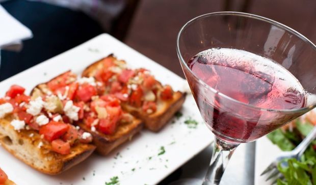 Cocktails & Nibbles: Cocktail & Appetizer Pairing Party in