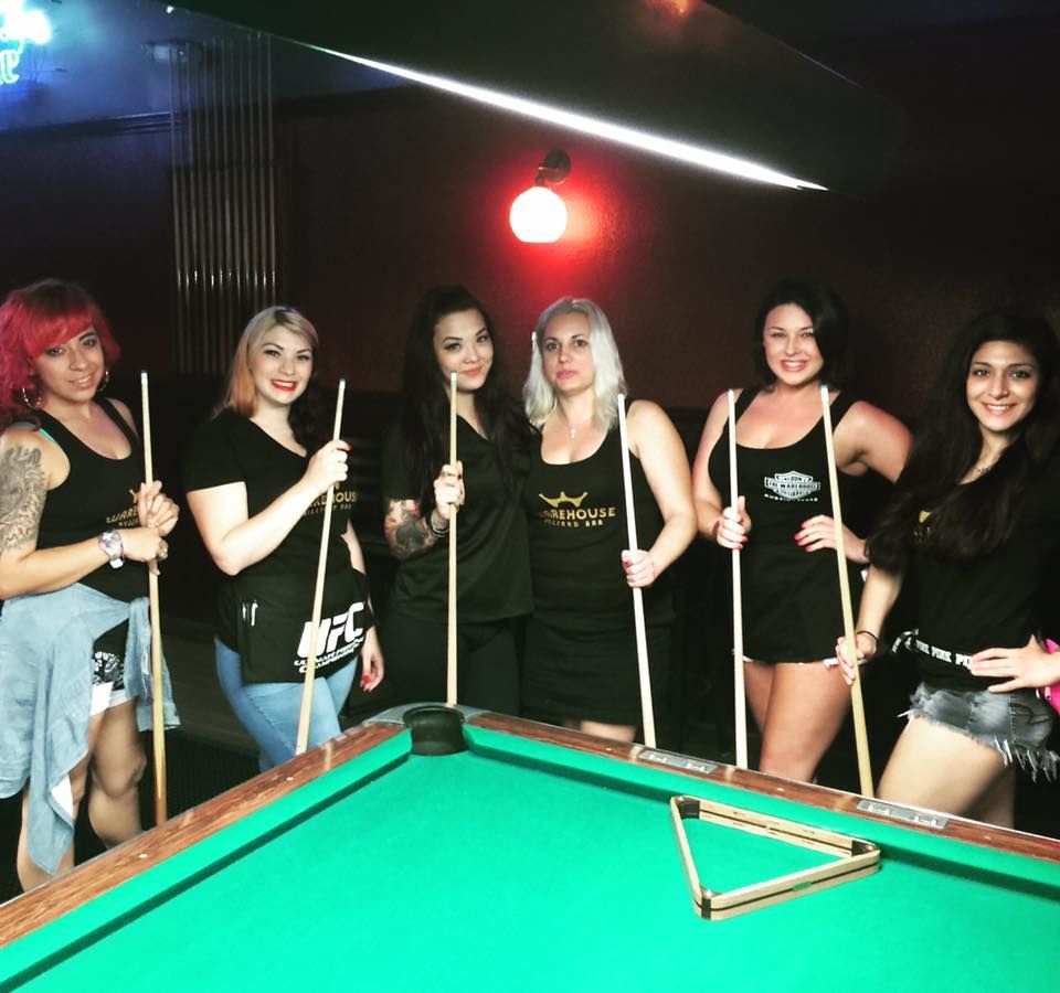 Ladies Play Free Pool in Austin at The Warehouse Billiard Bar
