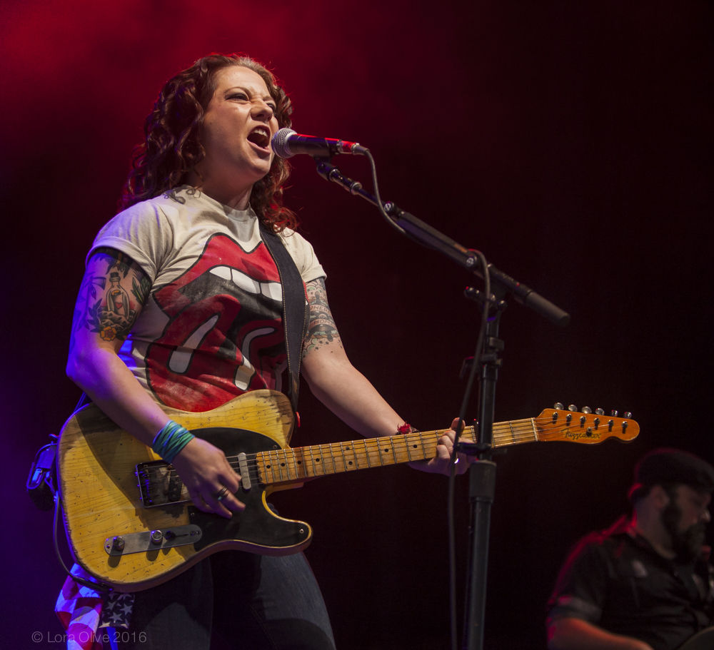 In The Round with Terri Jo Box, Ashley McBryde, Chris Harris,