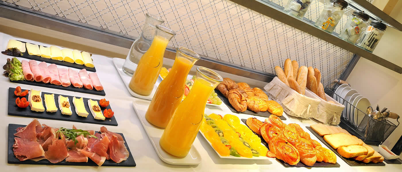 Sabroso desayuno buffet en Tijuana en Restaurante La Miel