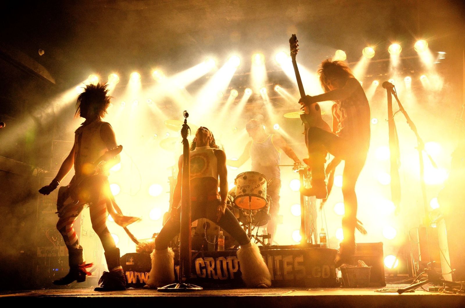 The Velcro Pygmies in Nashville at CLOSED