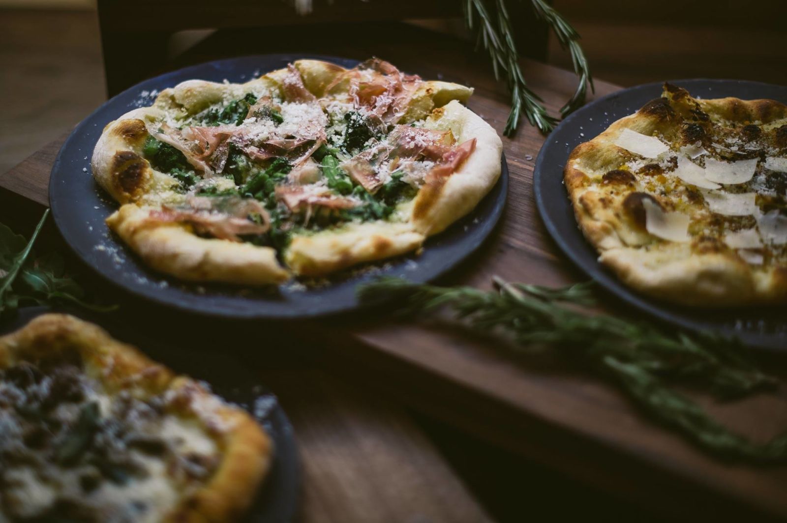 Pizza & Peroni Happy Hour 3:30-5:30pm: $6 Pizzas, $4 Peronis, $6