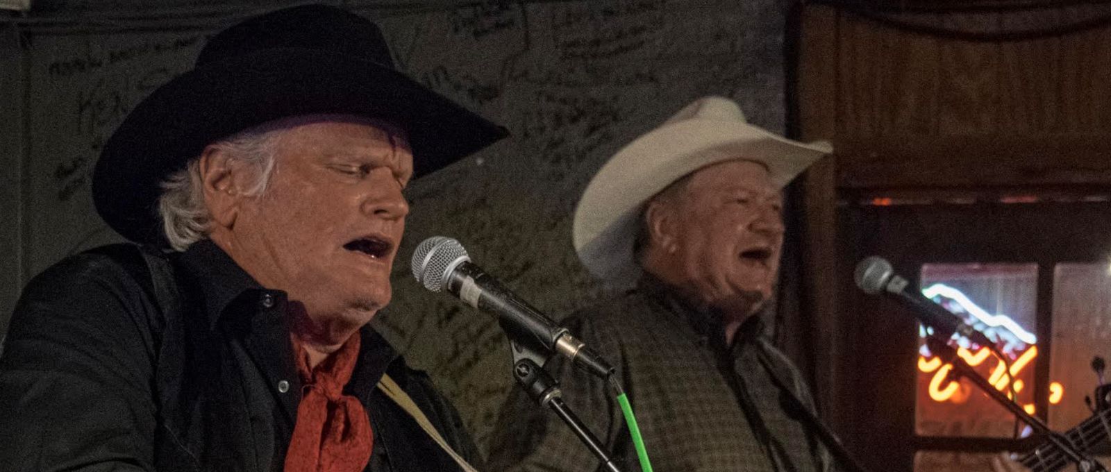 Carl Hutchens in Austin at Giddy Ups