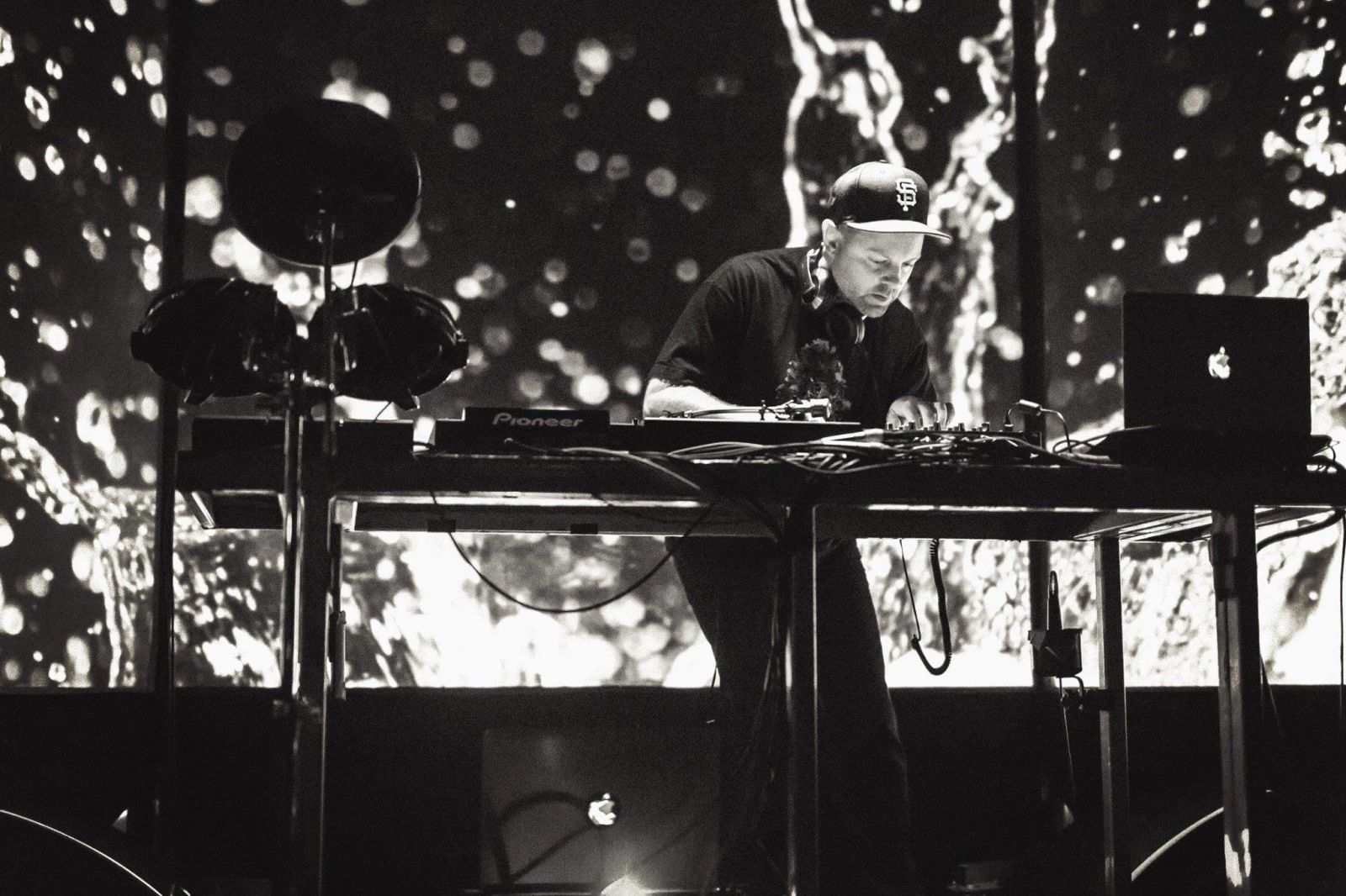 The Mountain Will Fall Tour: DJ Shadow w/ Mophono & Soundfounder