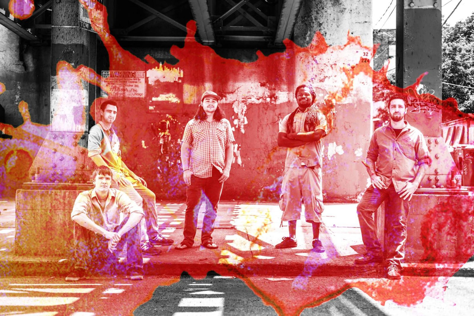 Low Spark in Chicago at aliveOne