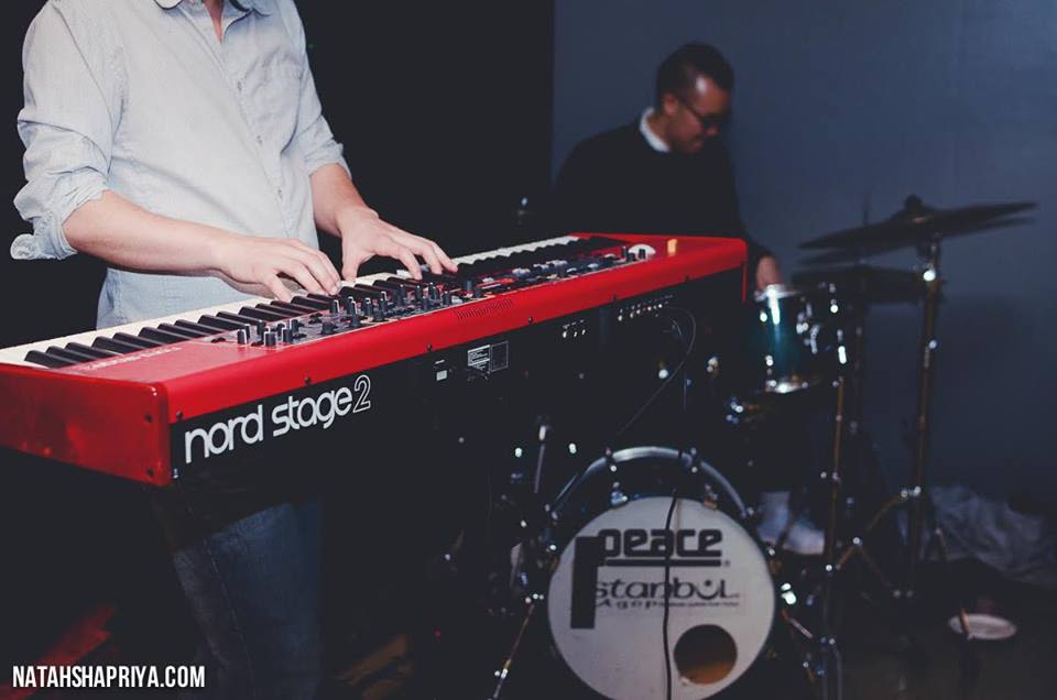 Shadow Sessions - Jonny Tobin Trio in Vancouver at Chambar