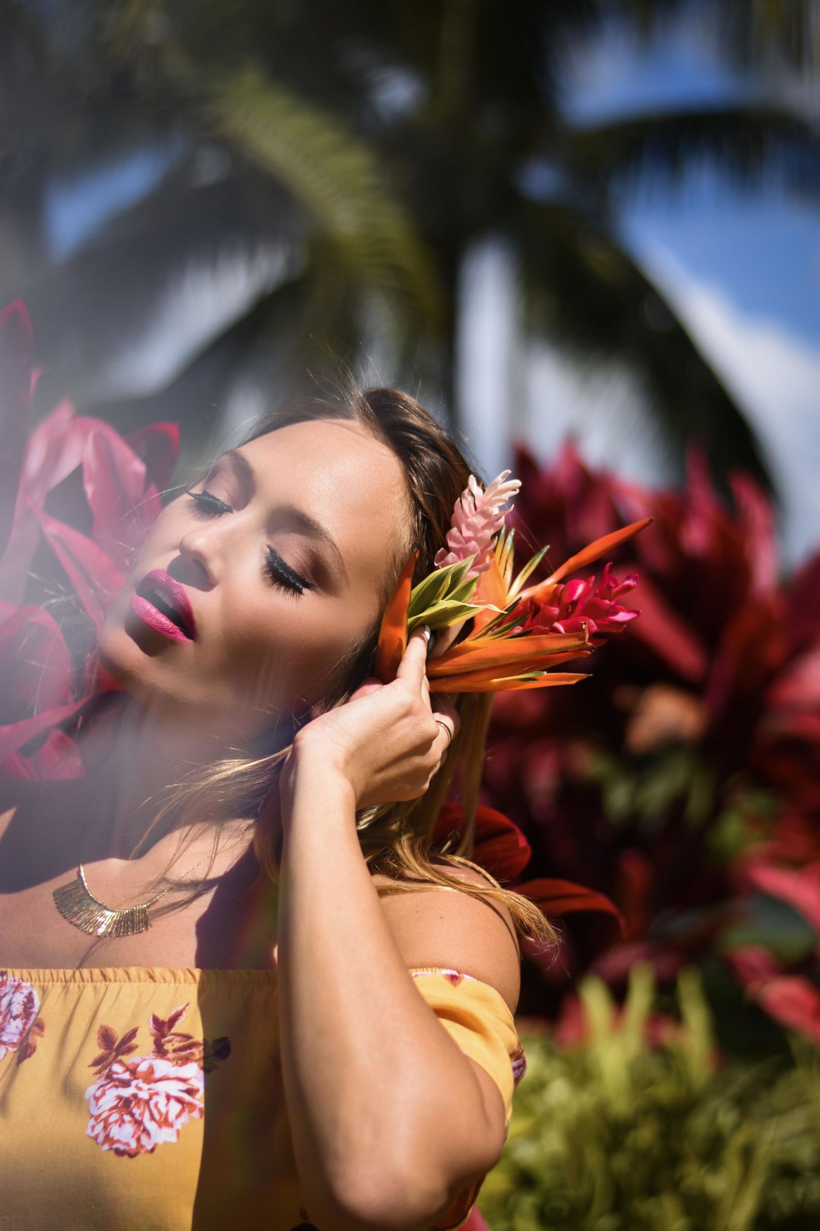 ANUHEA: All Is Bright Tour 2017 with Paula Fuga, Mahi (SATURDAY,