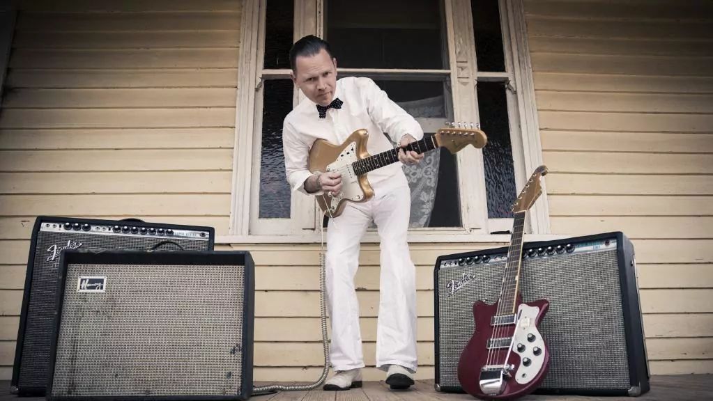 C.W. Stoneking w/ John Schooley's One Man Band in Austin at