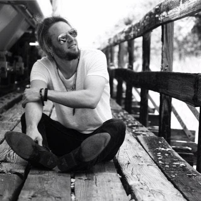 Andy Macintyre Ft. Jacqui Walker in Austin at One 2 One Bar