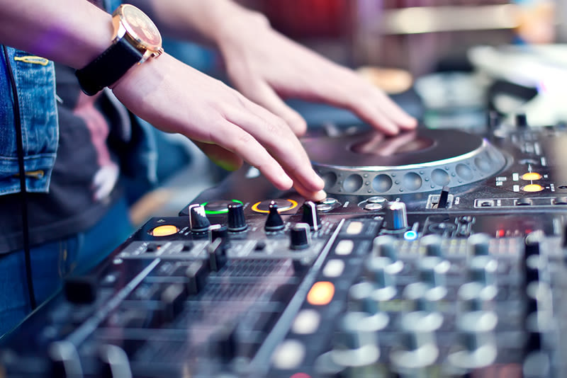 DJ SQUARE in Shelbyville at Indiana Grand Racing & Casino