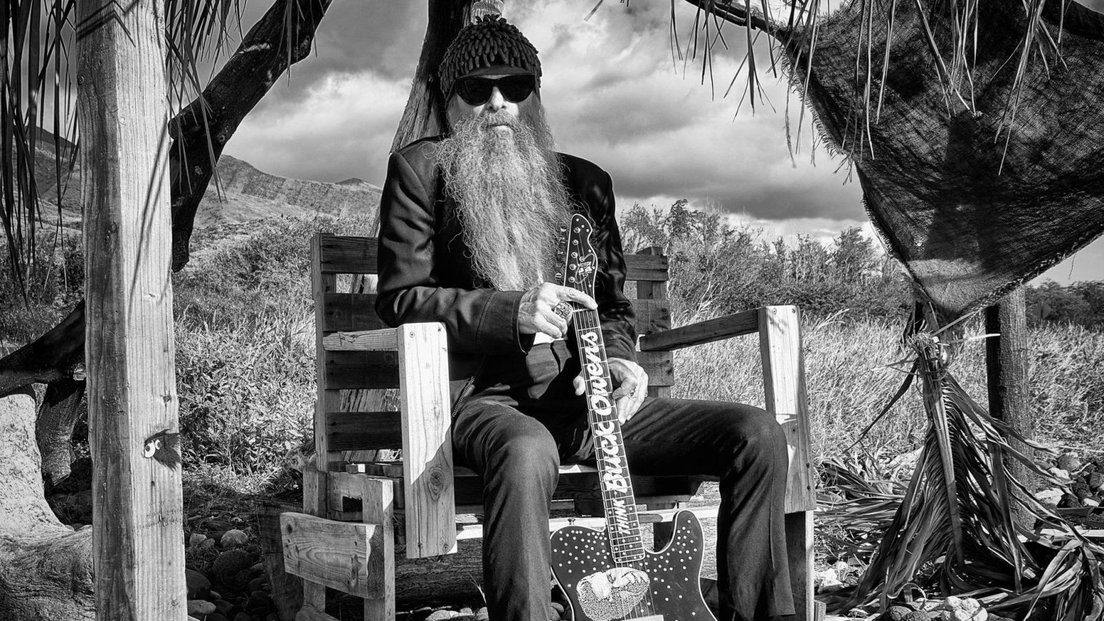 Billy F Gibbons feat. Matt Sorum, Austin Hanks & Elwood Francis in