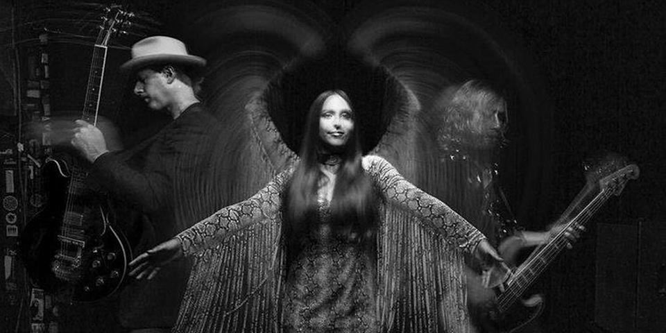 Angela Perley & The Howlin Moons, Erica Blinn in Nashville at