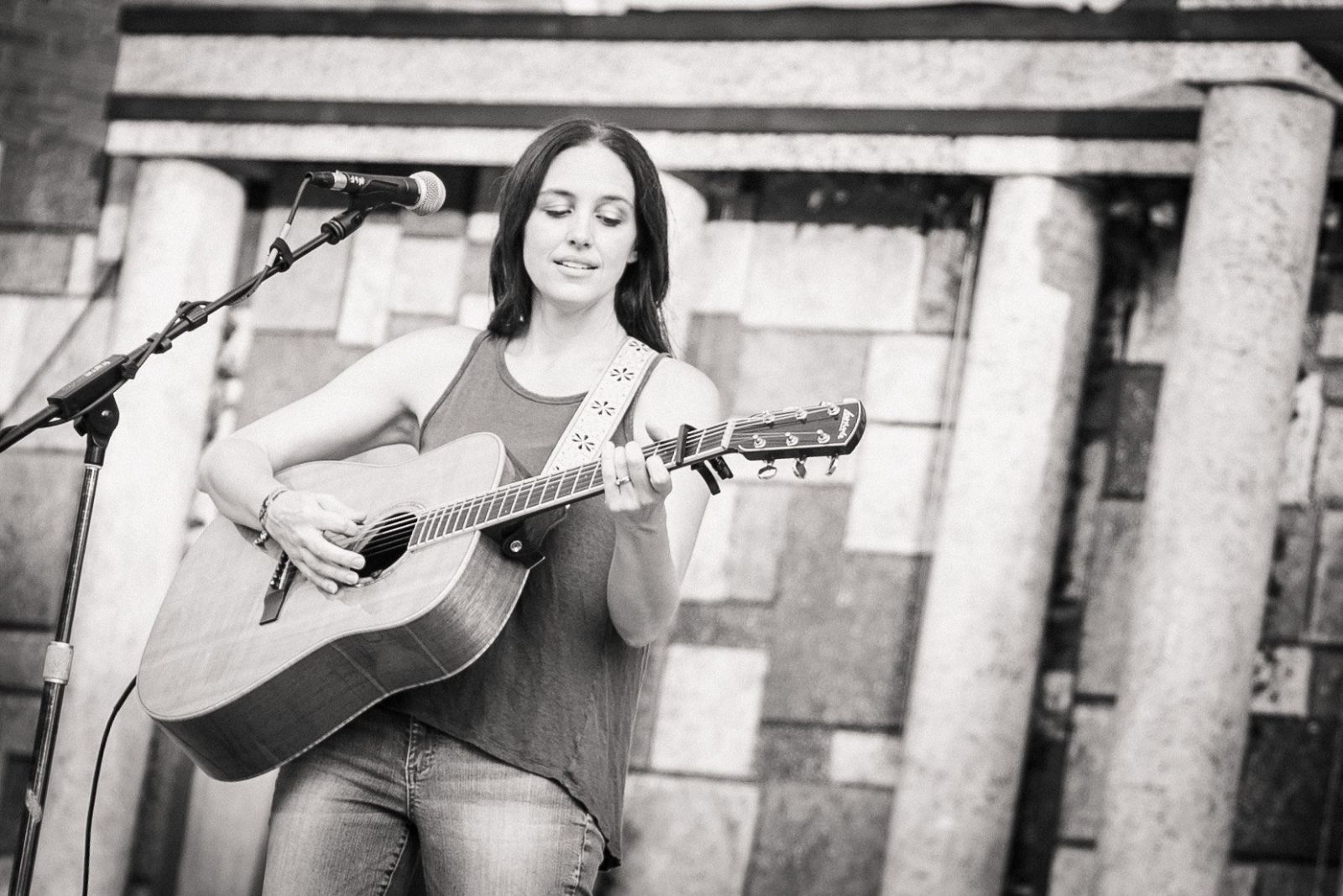In The Round with Treva Blomquist & Friends in Nashville at The