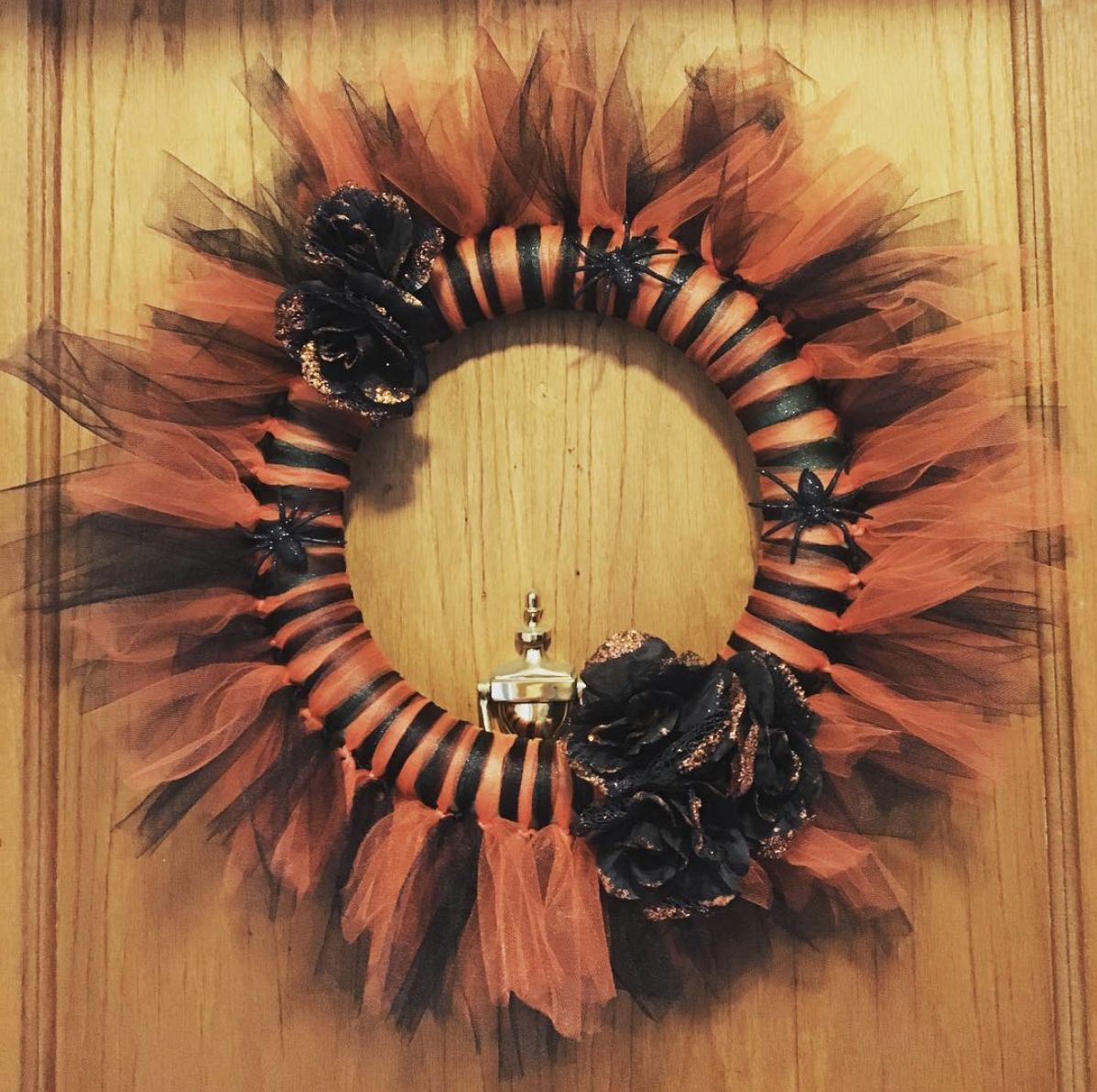 Fall Wreath Making Workshop in Austin at Crafts & Drafts