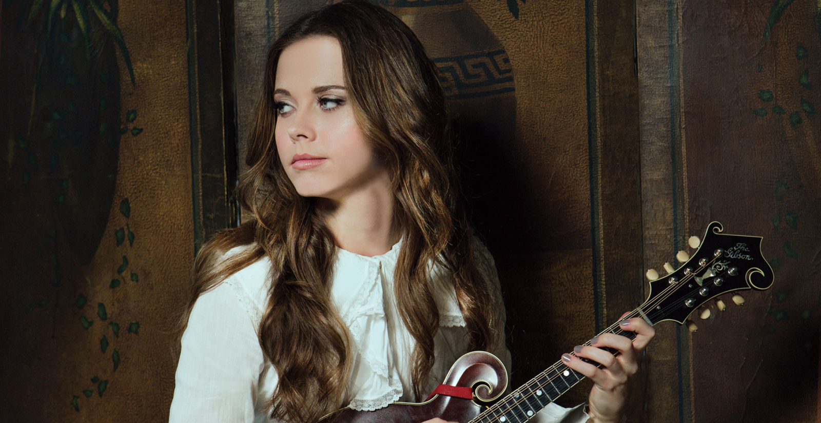 Sierra Hull in Seattle at The Triple Door